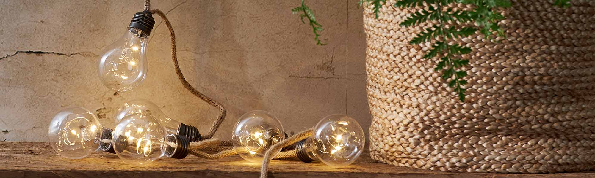 Light Chains - Christmas & decorative lighting for indoors & outdoors